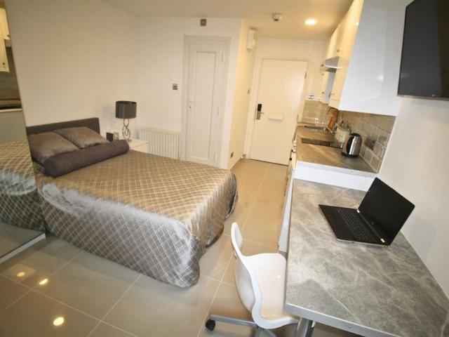 1 bedroom flat to rent