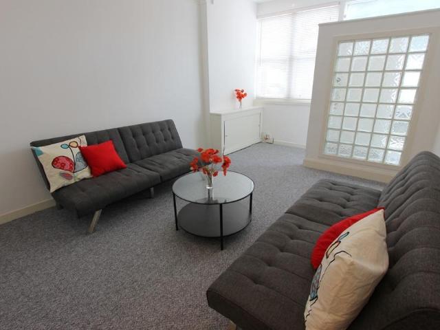 1 bedroom flat to rent