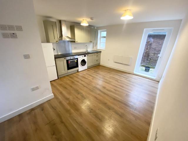 1 bedroom flat to rent
