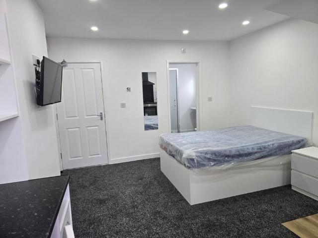 1 bedroom flat to rent