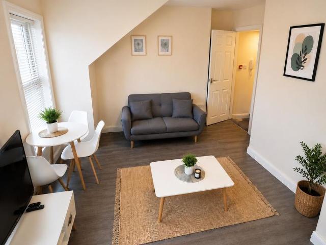 1 bedroom flat to rent