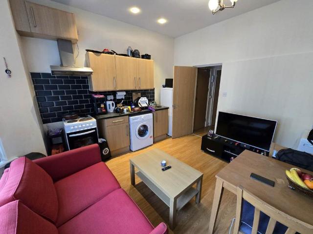 1 bedroom flat to rent