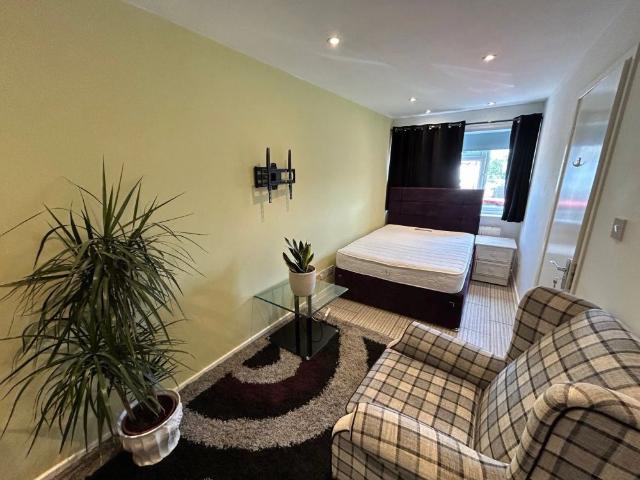 1 bedroom flat to rent