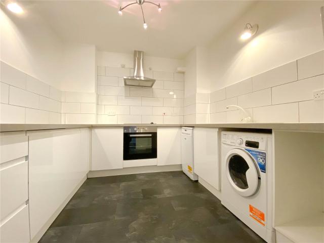 1 Bedroom Flat / Apartment