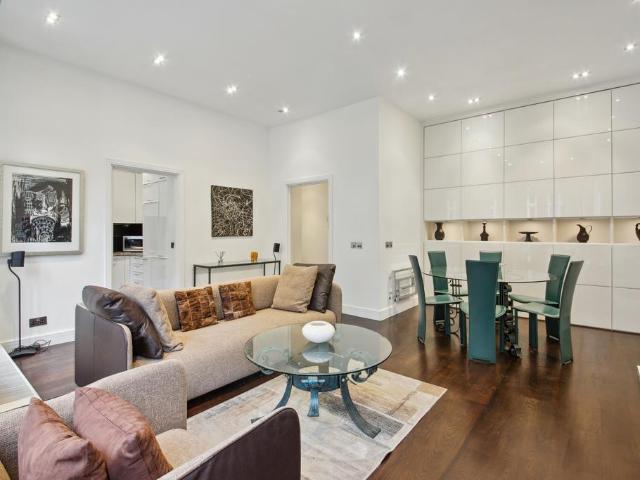 1 bedroom flat for sale