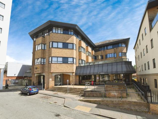 1 bedroom flat for sale