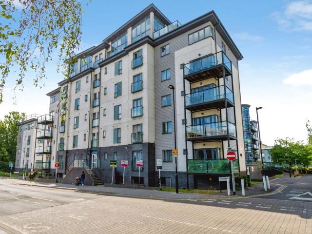 1 bedroom flat for sale