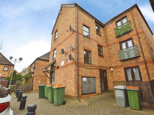 1 bedroom flat for sale