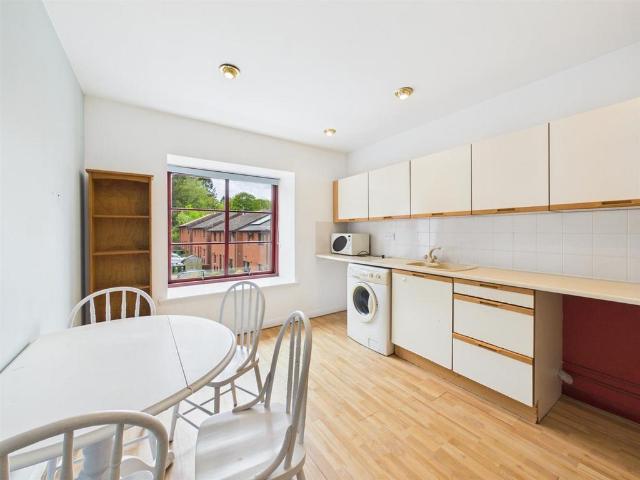 1 bedroom flat for sale