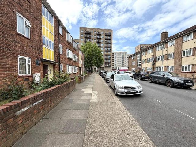 1 bedroom flat for sale