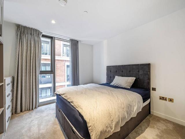 1 bedroom flat for sale