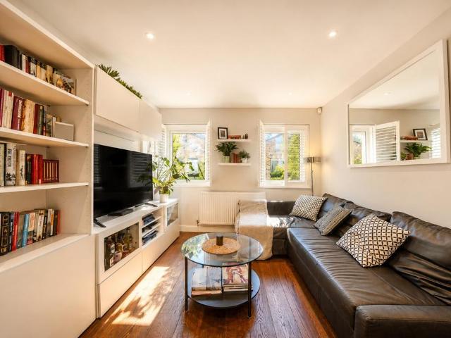 1 bedroom flat for sale