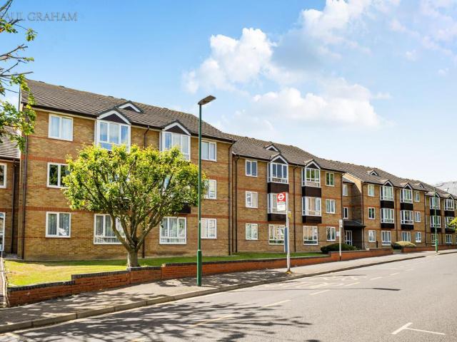 1 bedroom flat for sale