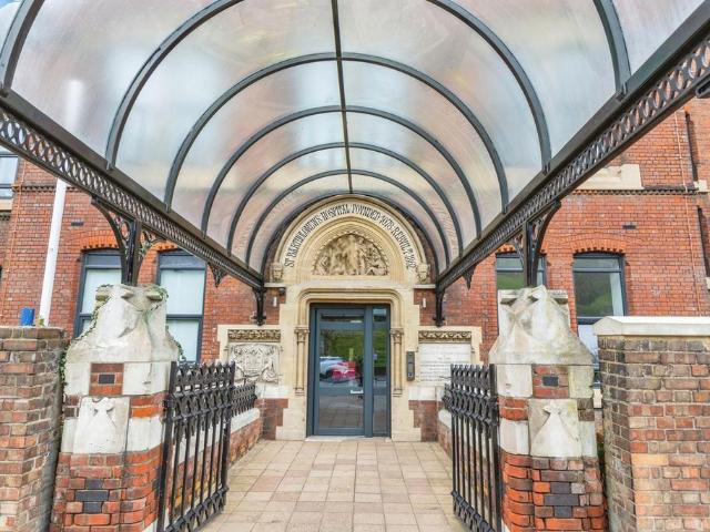 1 bedroom flat for sale