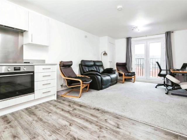 1 bedroom flat for sale
