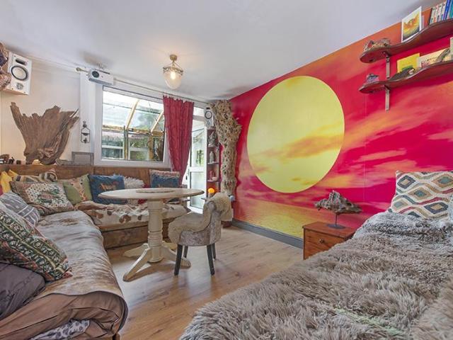 1 bedroom flat for sale