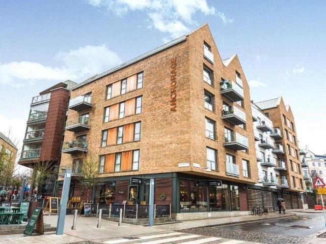 1 bedroom flat for sale