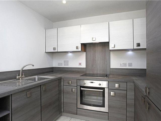 1 bedroom flat for sale