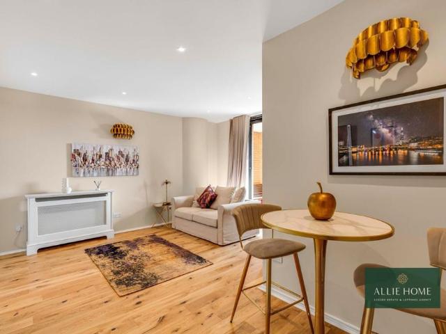 1 bedroom flat for sale