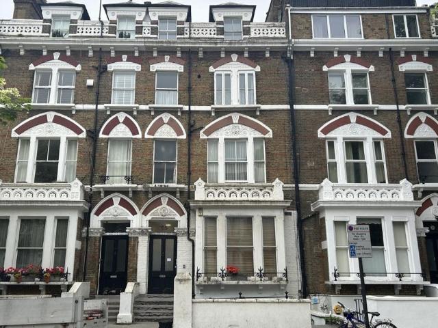 1 bedroom flat for sale