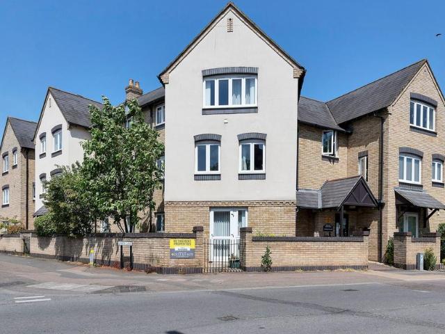 1 bedroom flat for sale