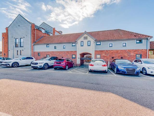 1 bedroom flat for sale