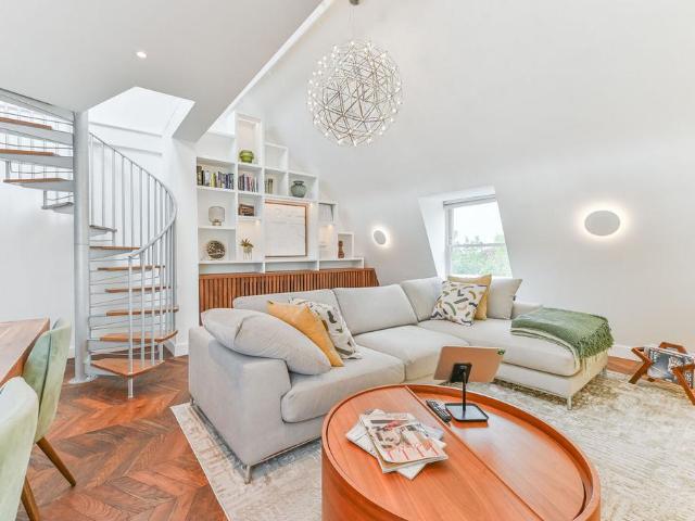 1 bedroom flat for sale