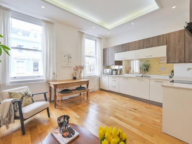 1 bedroom flat for sale