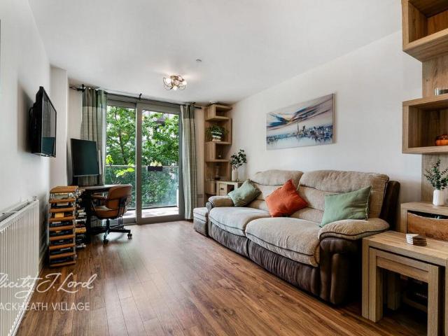 1 bedroom flat for sale