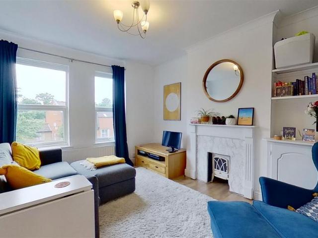 1 bedroom flat for sale