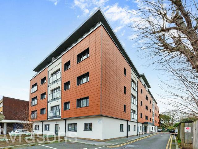 1 bedroom flat for sale