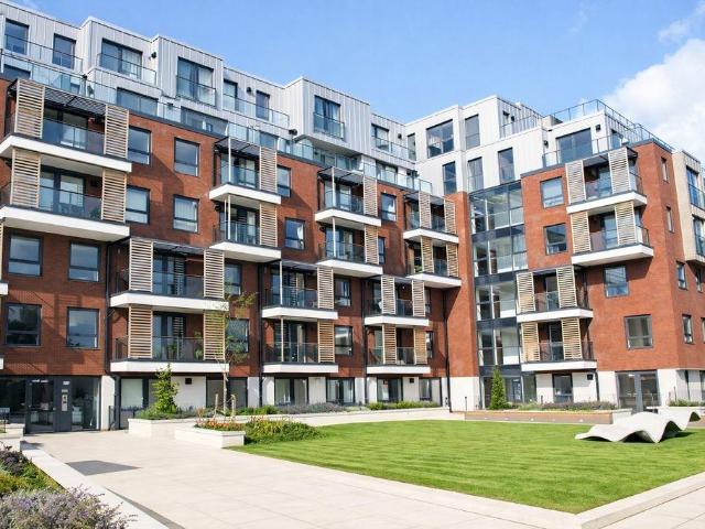 1 bedroom flat for sale