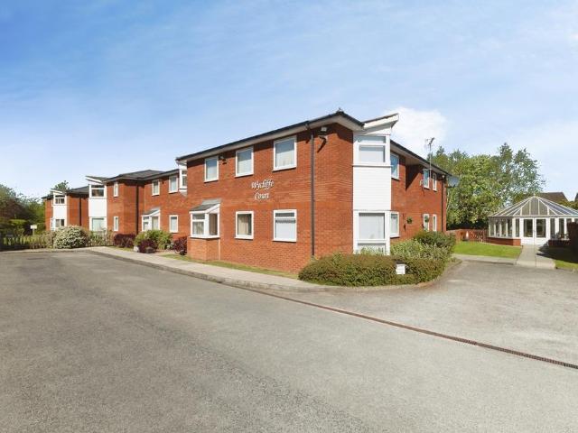 1 bedroom flat for sale