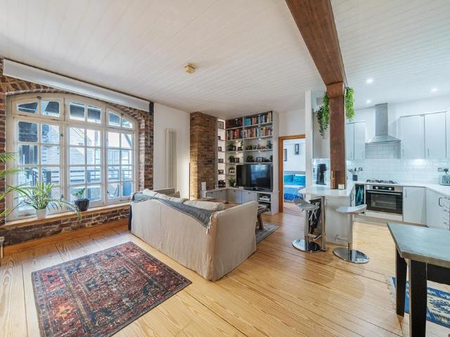 1 bedroom flat for sale