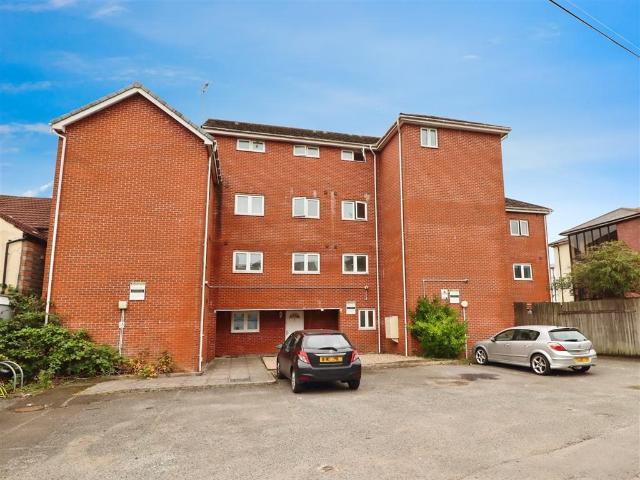 1 bedroom flat for sale