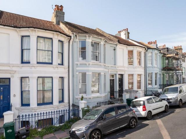 1 bedroom flat for sale