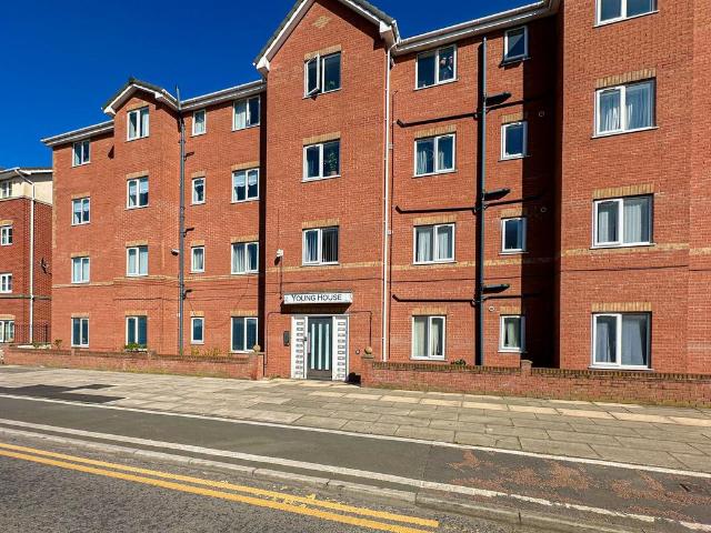 1 bedroom flat for sale