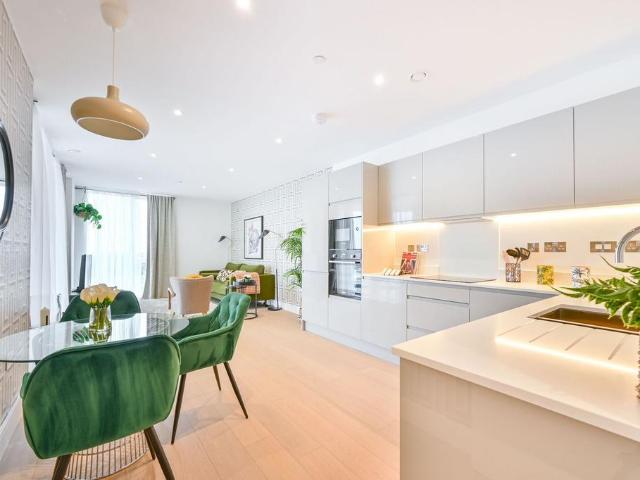 1 bedroom flat for sale