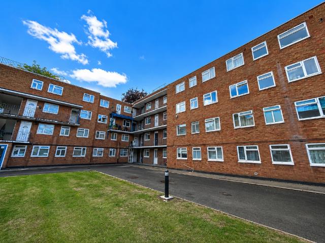 1 bedroom flat for sale