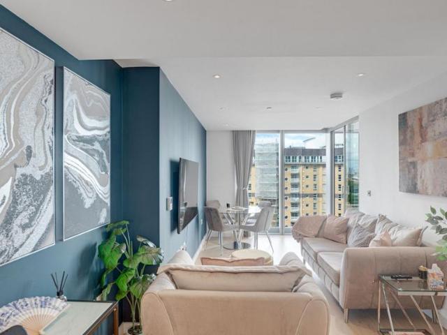 1 bedroom flat for sale