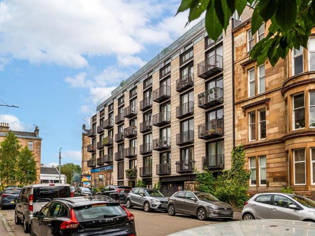 1 bedroom flat for sale