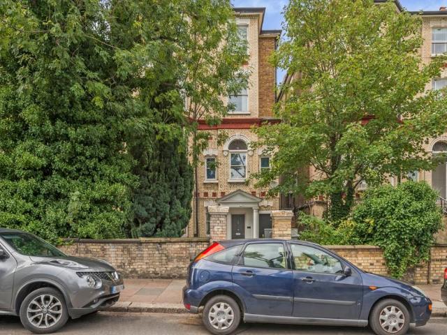 1 bedroom flat for sale