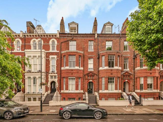 1 bedroom flat for sale