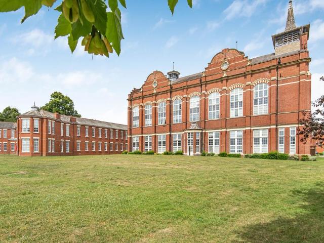 1 bedroom flat for sale
