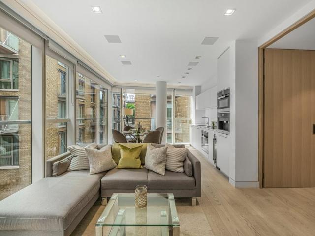 1 bedroom flat for sale