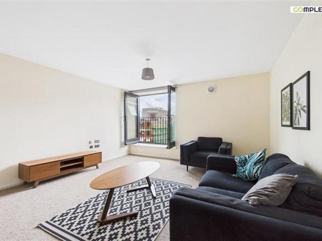 1 bedroom flat for sale