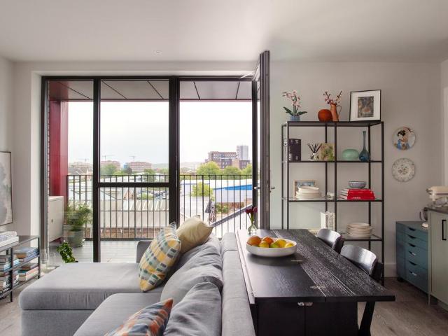 1 bedroom flat for sale