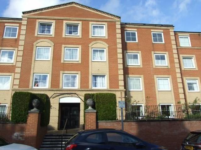 1 bedroom flat for sale