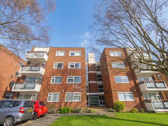 1 bedroom flat for sale