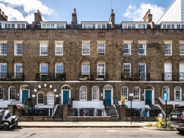 1 bedroom flat for sale